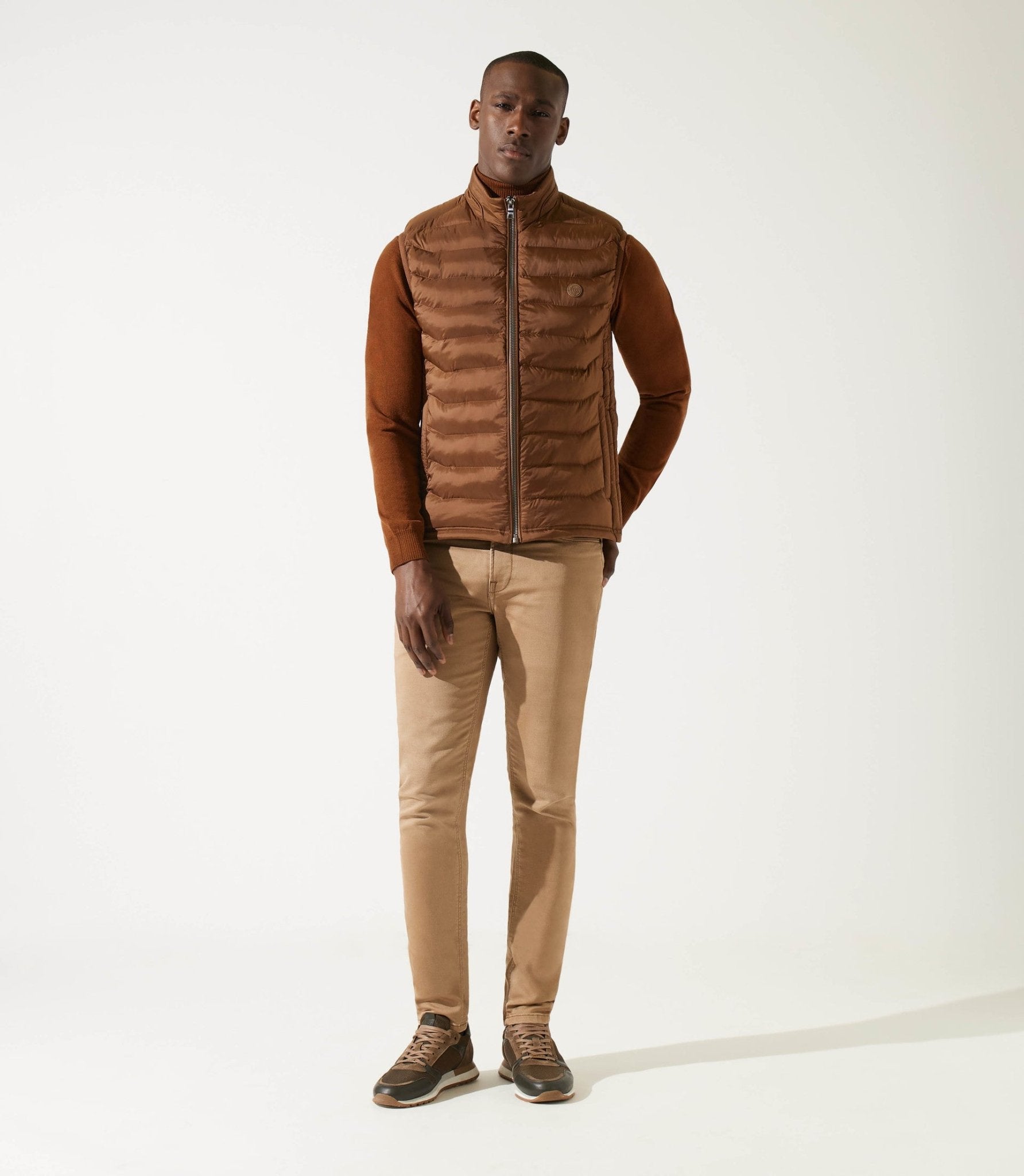 Blousons Atelier IZAC : pièces exclusives et savoir-faire tailoring