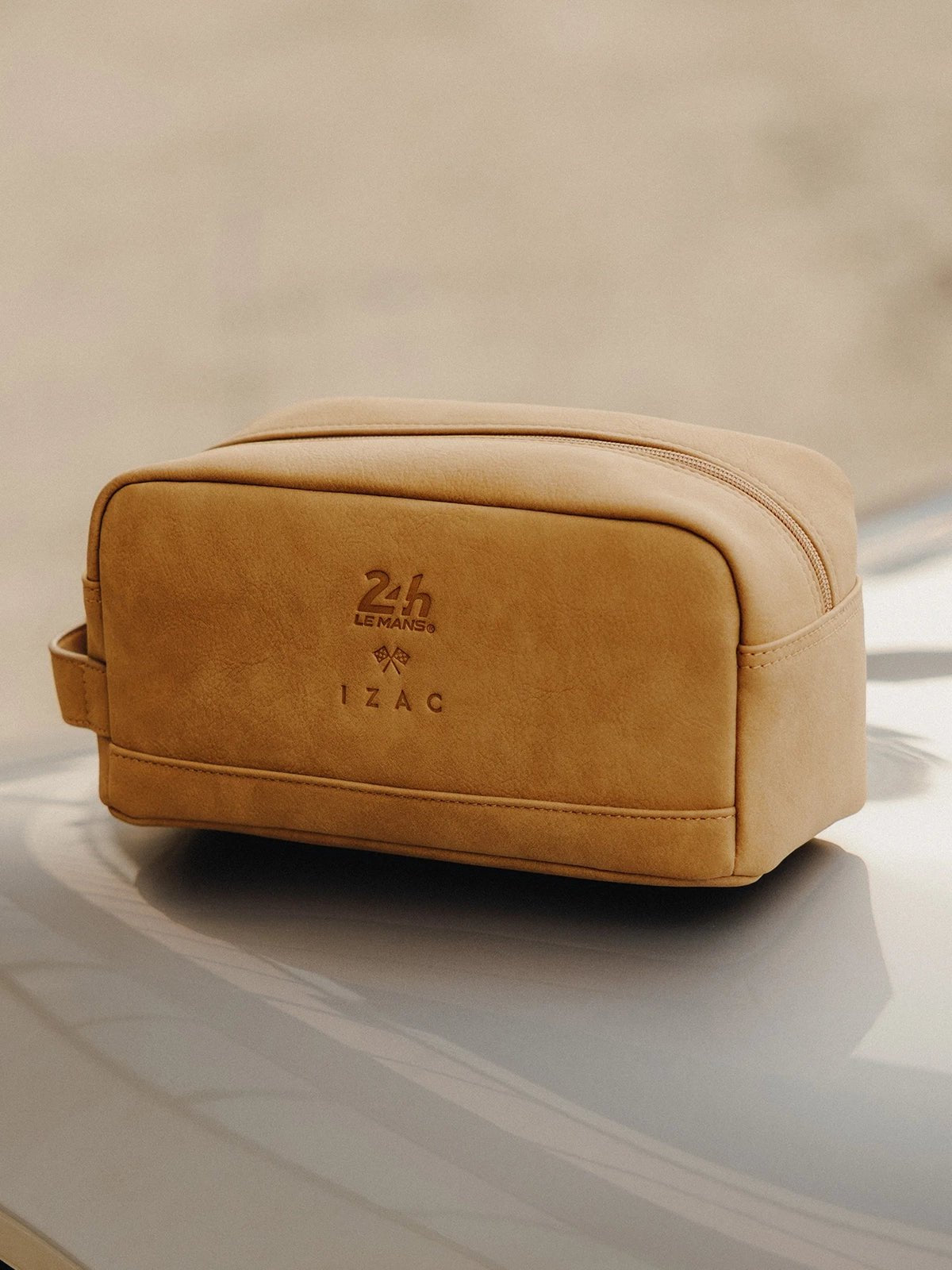 Trousse de toilette camel 24h Le Mans